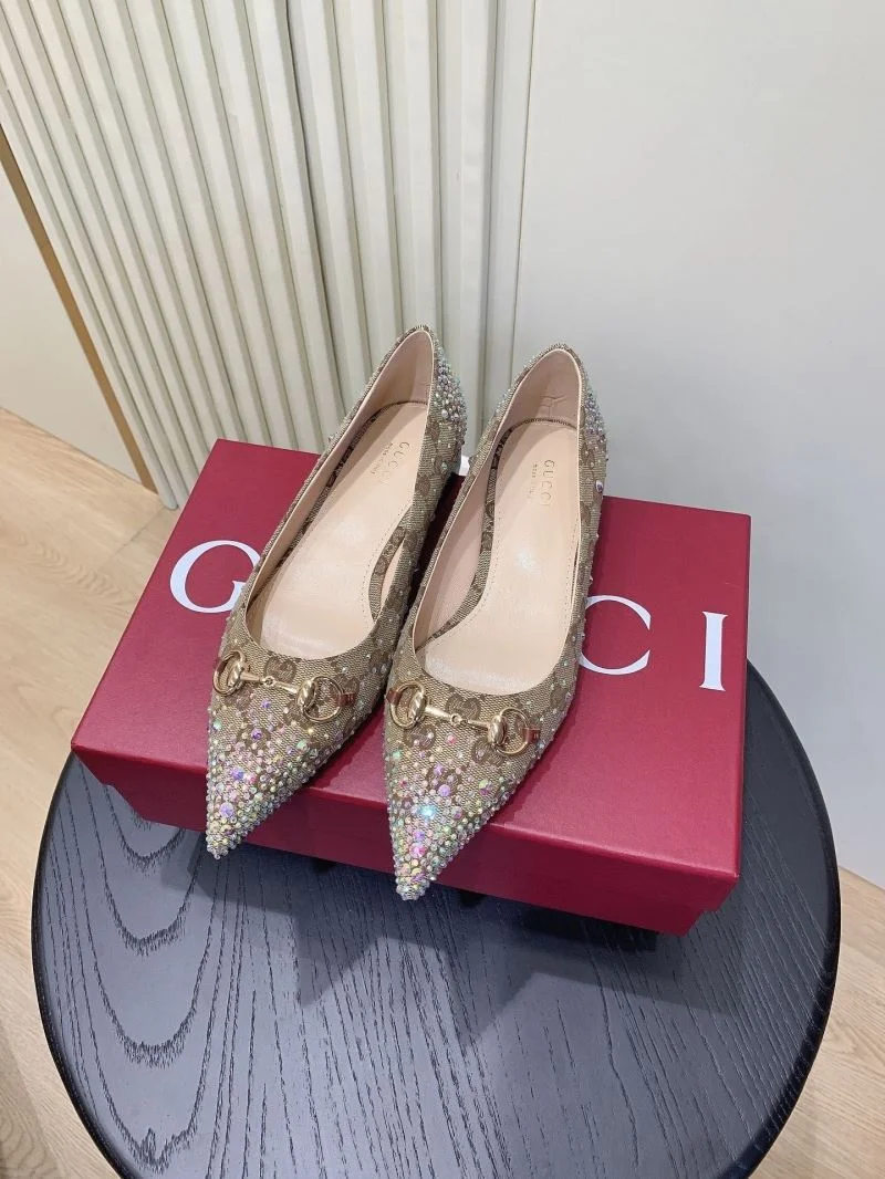Gucci Flat Shoes