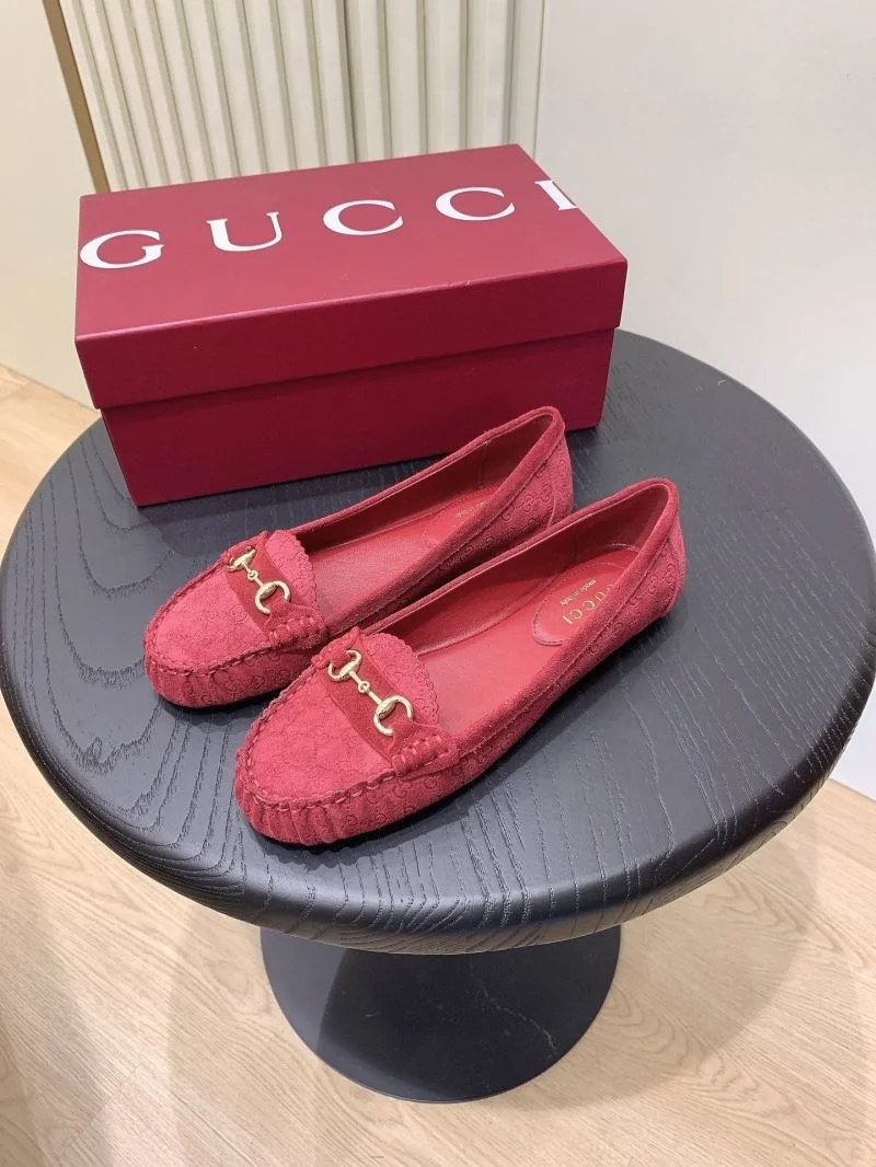 Gucci Flat Shoes