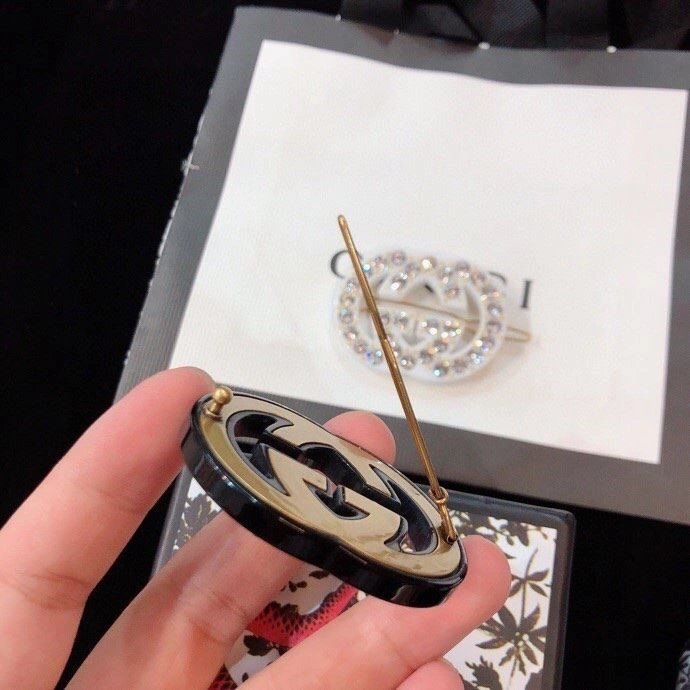 Brand-authenticated Gucci Hairpins