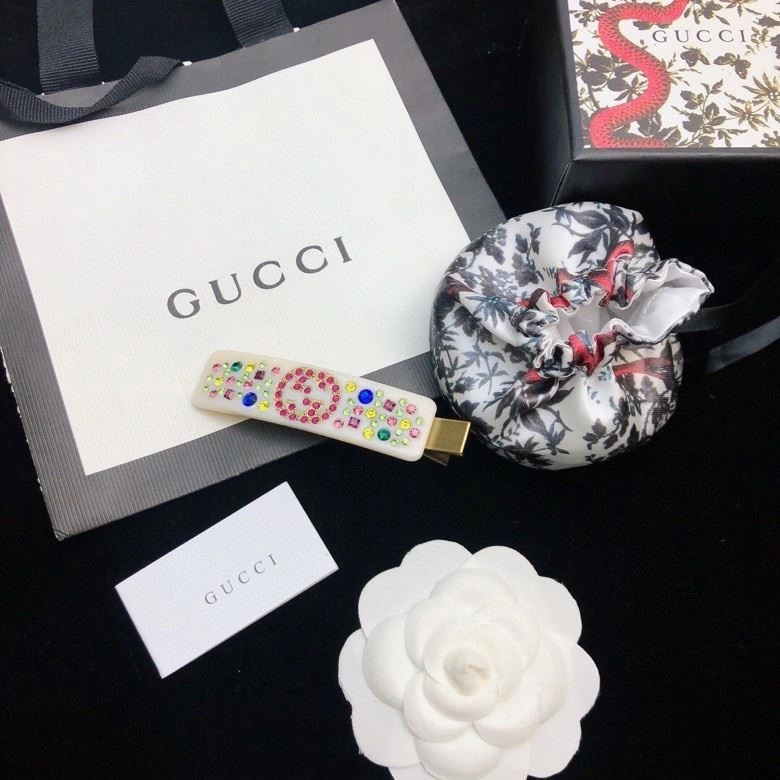 Top mirror Gucci Hairpins