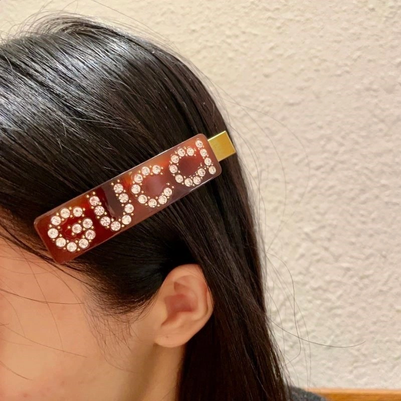 Top mirror Gucci Hairpins