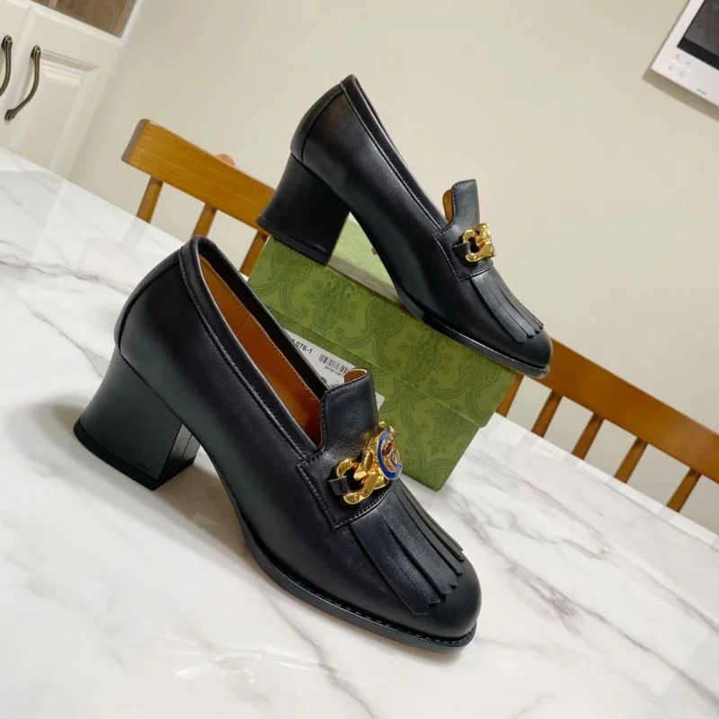 Accurate model Gucci Heeled Shoes
