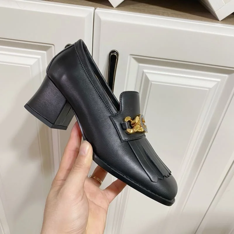Accurate model Gucci Heeled Shoes