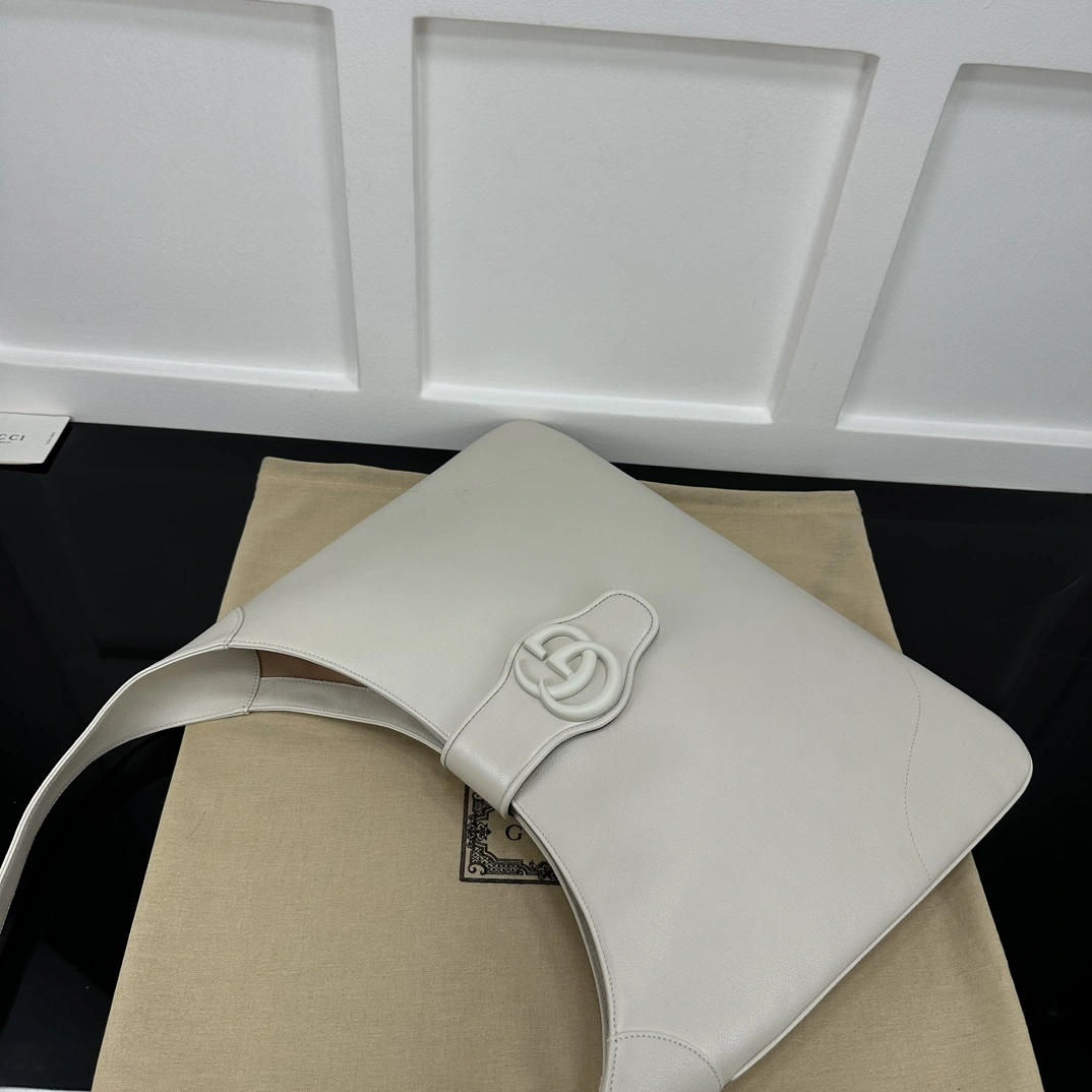 Bargain Gucci Hobo Bags