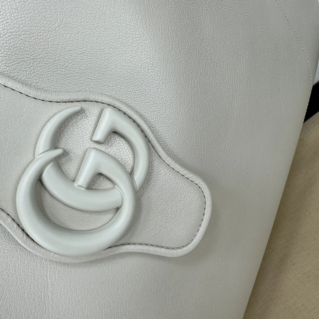 Bargain Gucci Hobo Bags