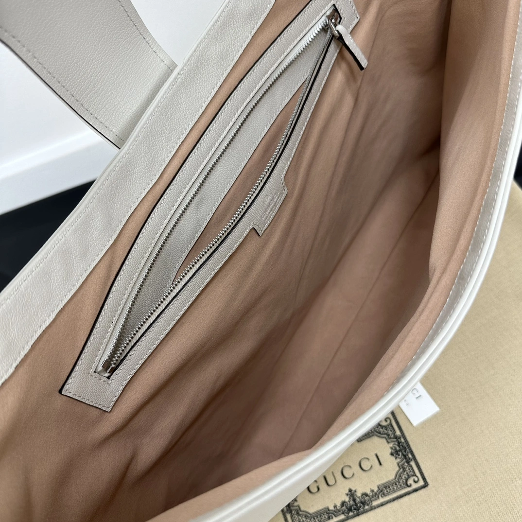 Bargain Gucci Hobo Bags