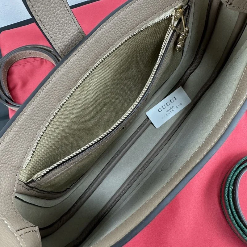 Accurate model Gucci Hobo Bags