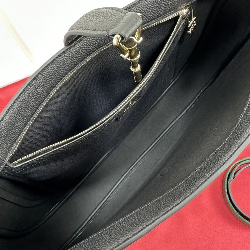 Budget-friendly Gucci Hobo Bags