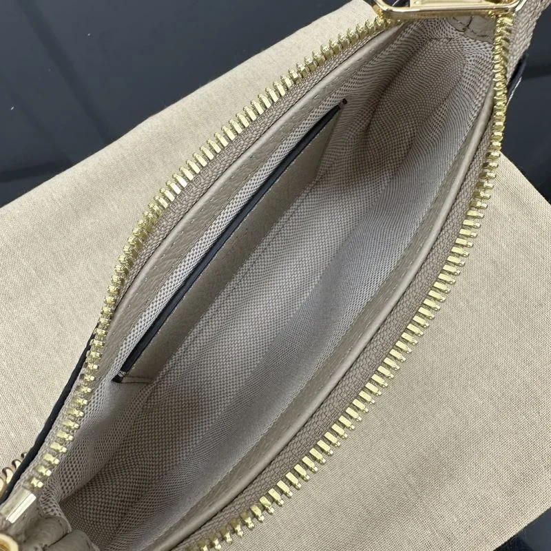 Inexpensive Gucci Hobo Bags