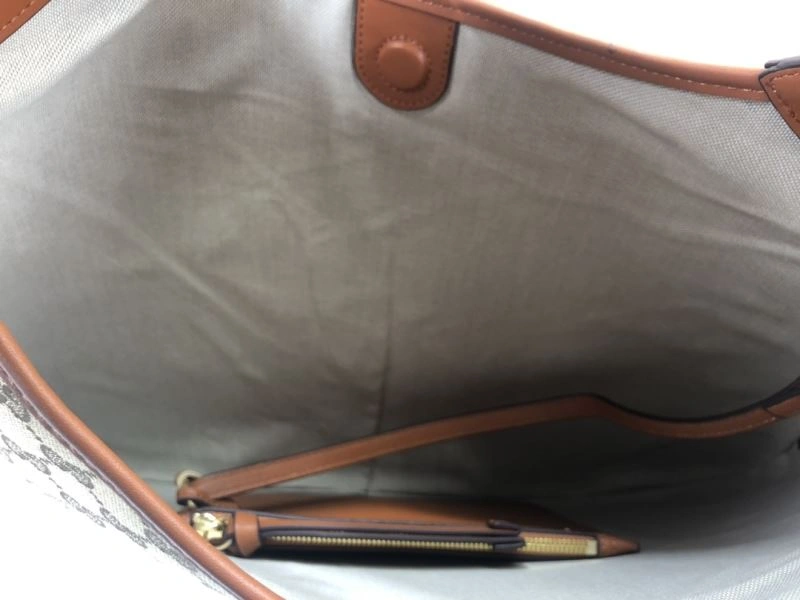 Reasonably priced Gucci Hobo Bags