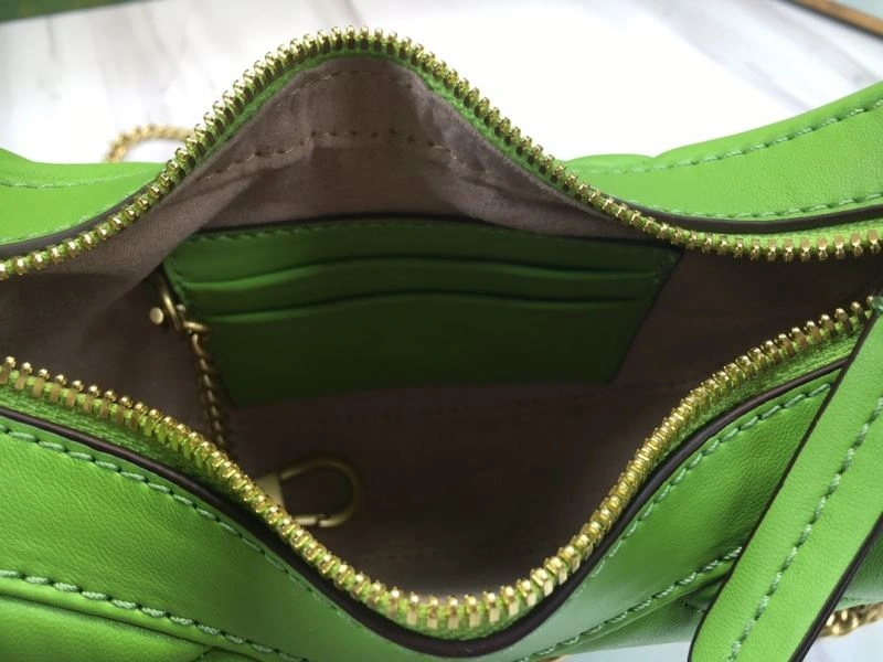 Top match Gucci Hobo Bags
