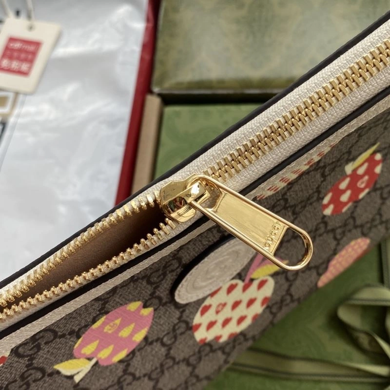 Brand-authenticated Gucci Hobo Bags