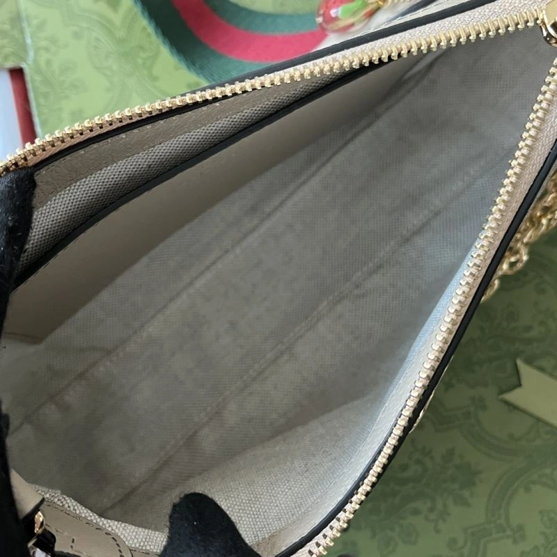 Budget-friendly Gucci Hobo Bags