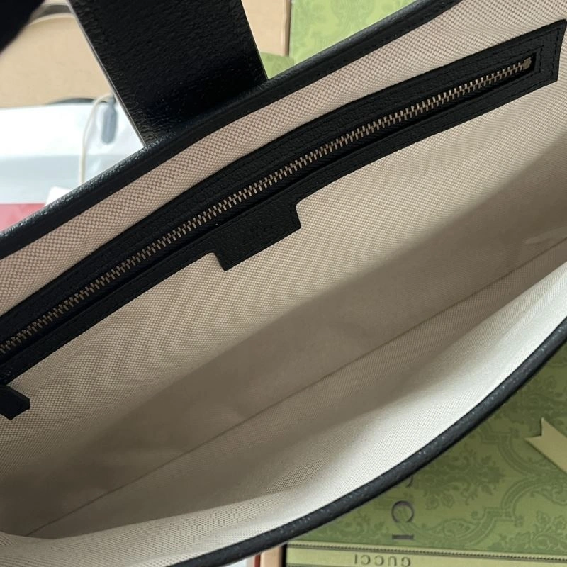 Top match Gucci Hobo Bags