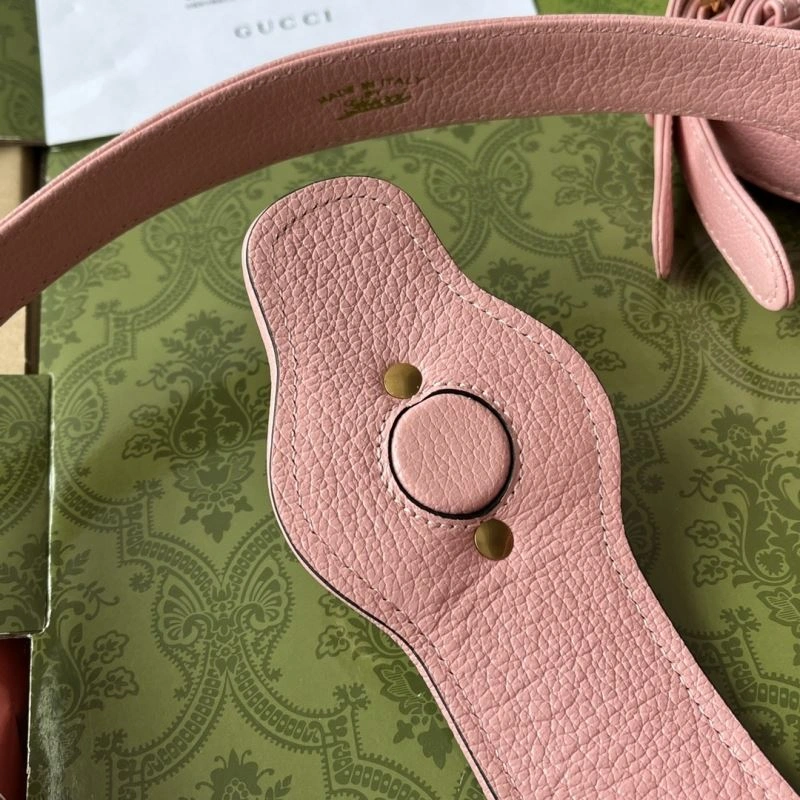 Low-cost Gucci Hobo Bags
