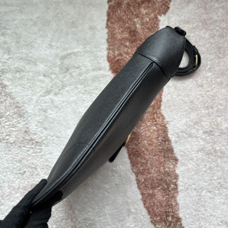 Bargain Gucci Hobo Bags