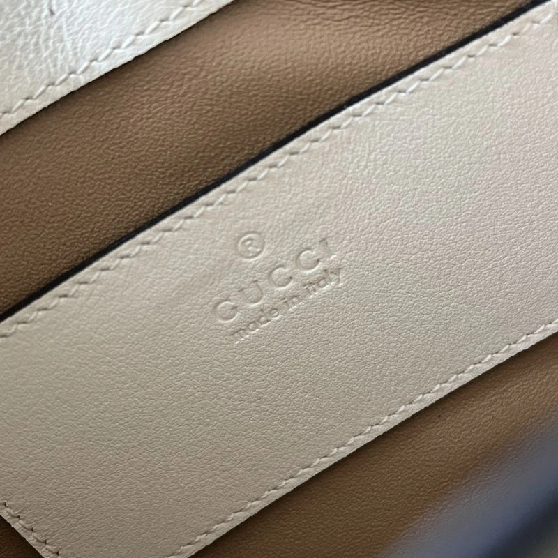 Discounted Gucci Hobo Bags