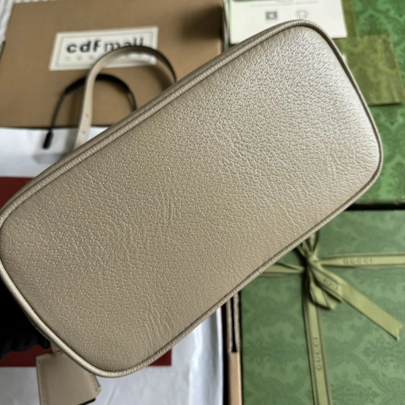 Top match Gucci Hobo Bags