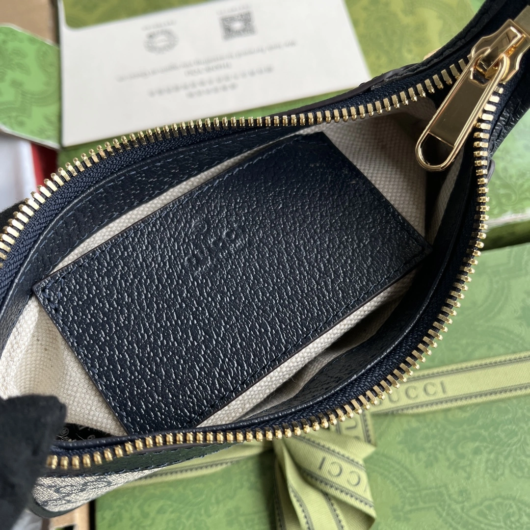 Value-priced Gucci Hobo Bags