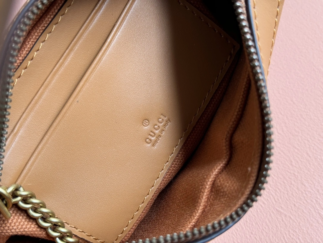 Budget-friendly Gucci Hobo Bags