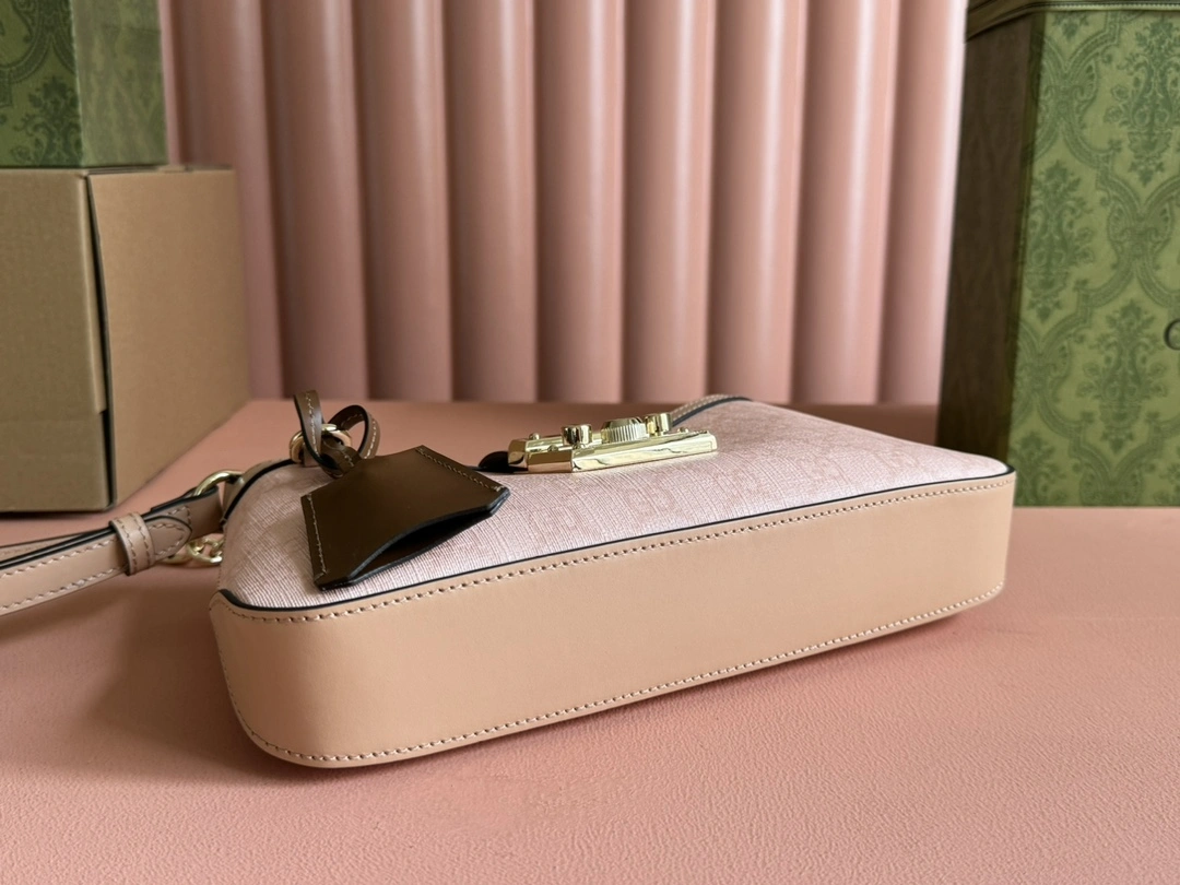 Budget-friendly Gucci Hobo Bags