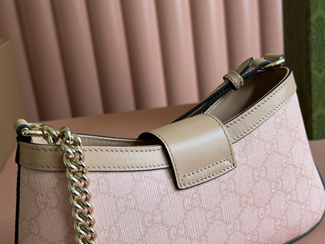 Budget-friendly Gucci Hobo Bags