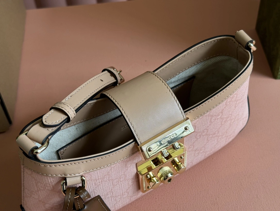Budget-friendly Gucci Hobo Bags