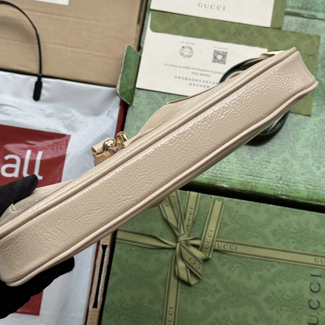 Discounted Gucci Hobo Bags