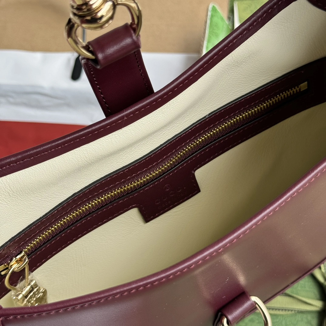 Inexpensive Gucci Hobo Bags