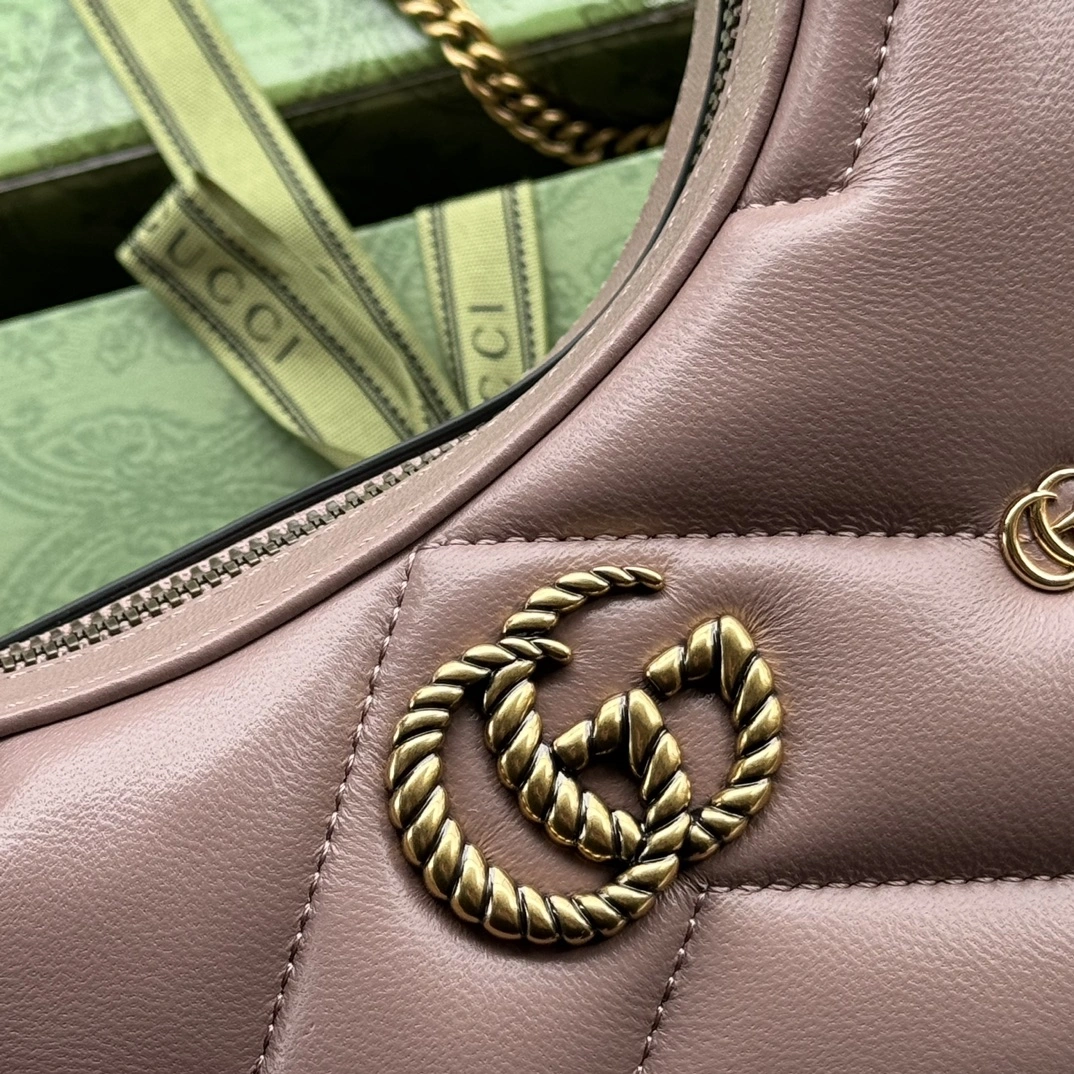 Indistinguishable Gucci Hobo Bags