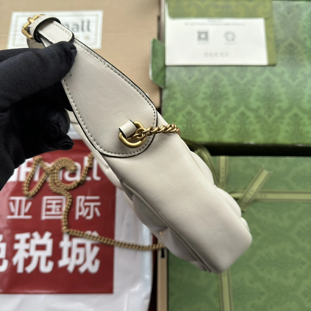 High fidelity Gucci Hobo Bags