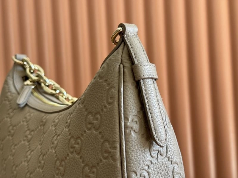 Budget-friendly Gucci Hobo Bags