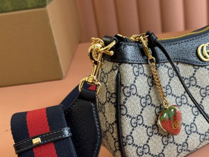 Bargain Gucci Hobo Bags