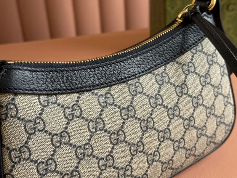 Accurate model Gucci Hobo Bags