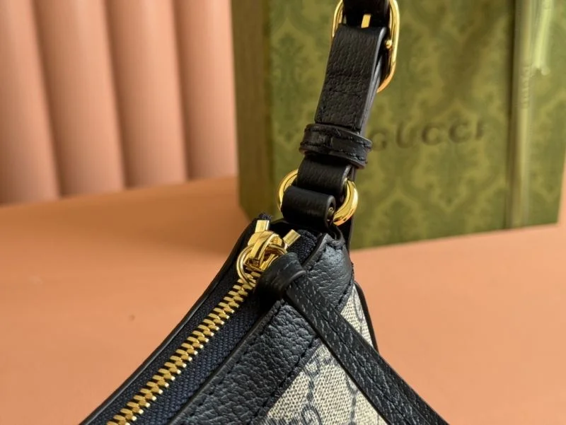Accurate model Gucci Hobo Bags