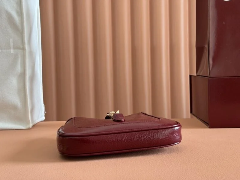 Accurate model Gucci Hobo Bags