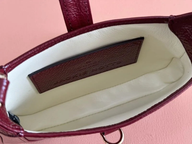 Accurate model Gucci Hobo Bags