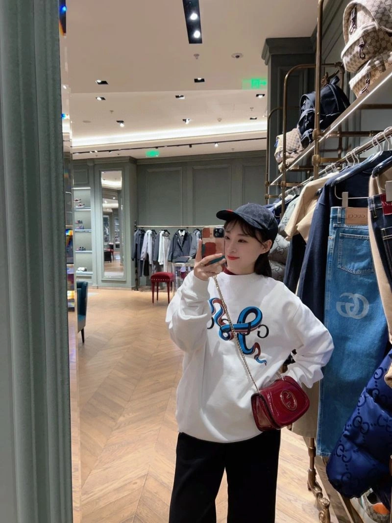 Top mirror Gucci Hoodies
