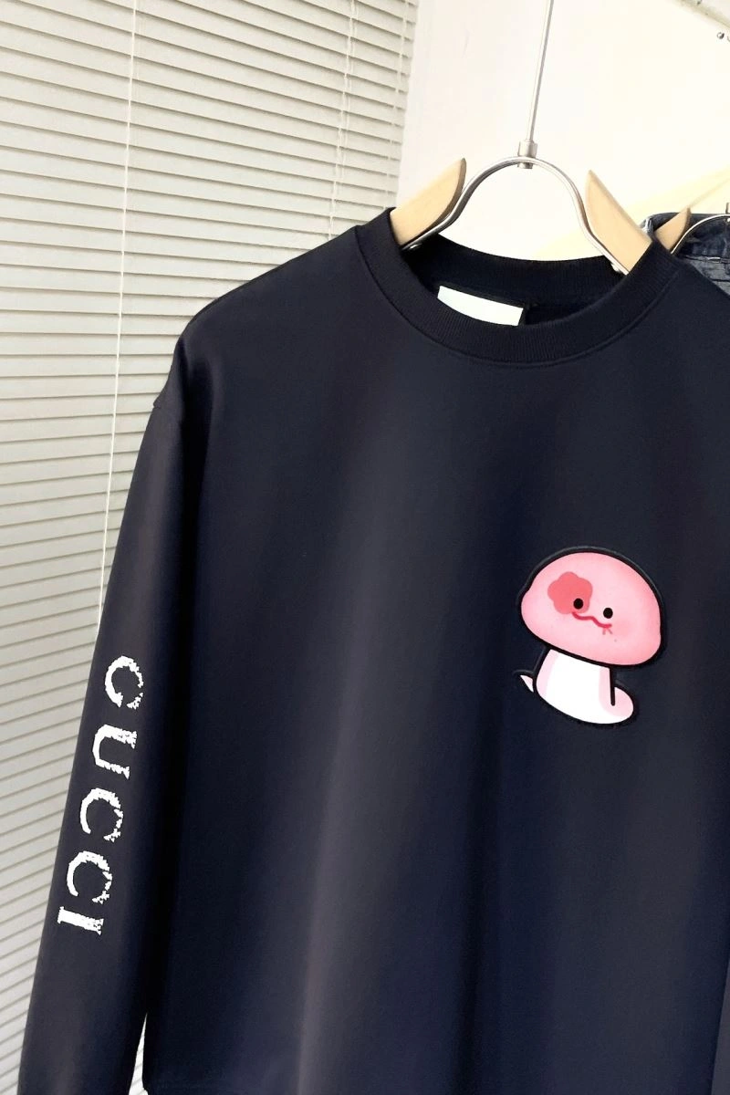 Top mirror Gucci Hoodies