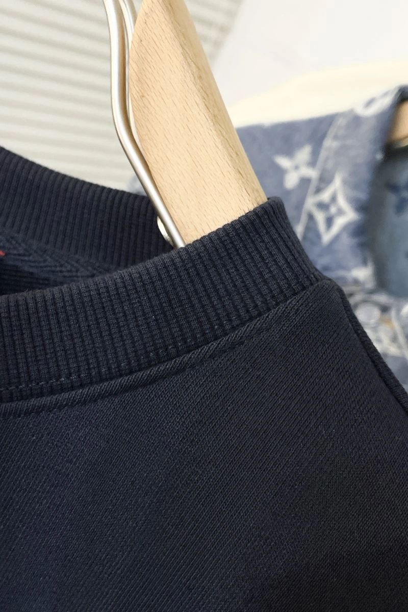 Top mirror Gucci Hoodies