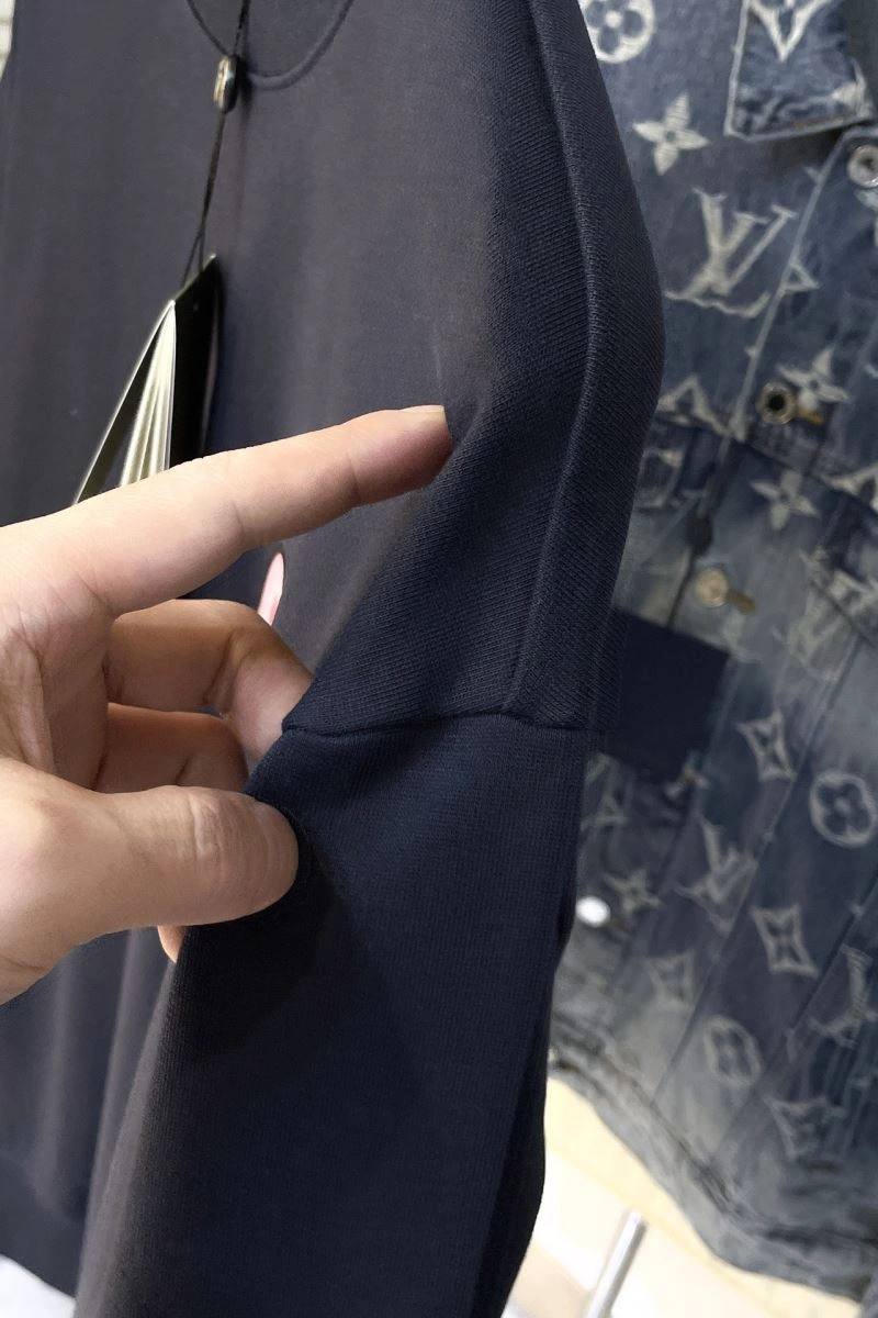Top mirror Gucci Hoodies