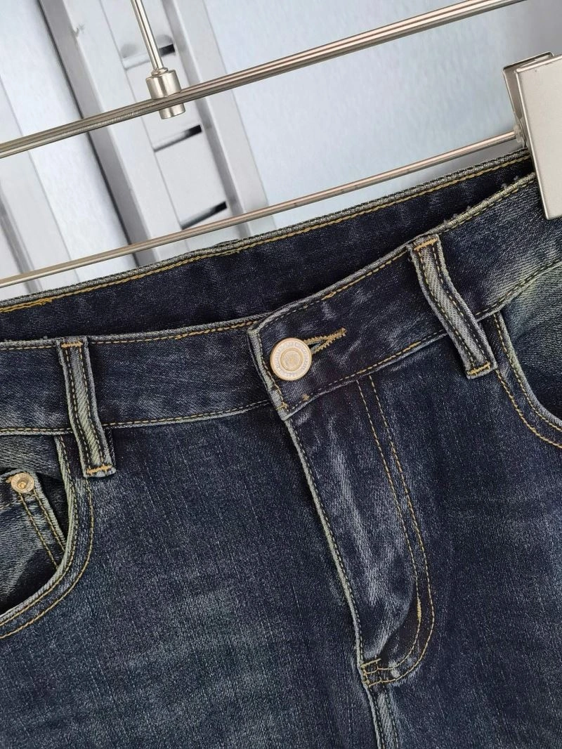 Exact replica Gucci Jeans