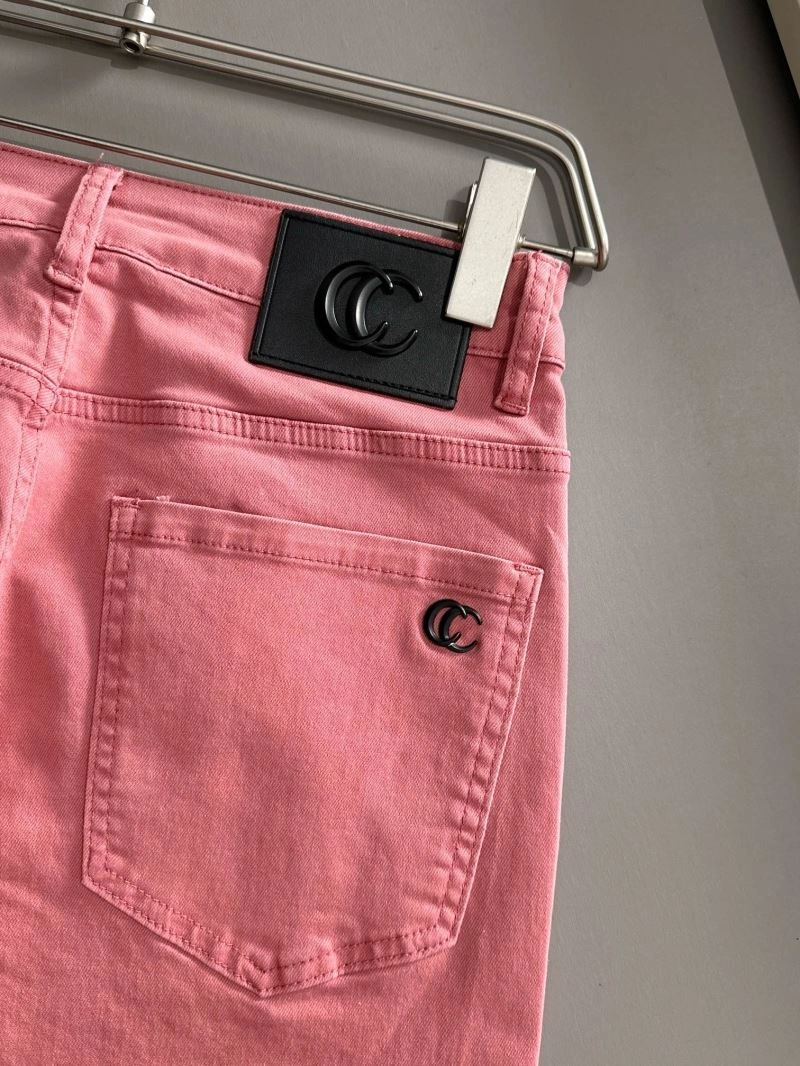 Value-priced Gucci Jeans