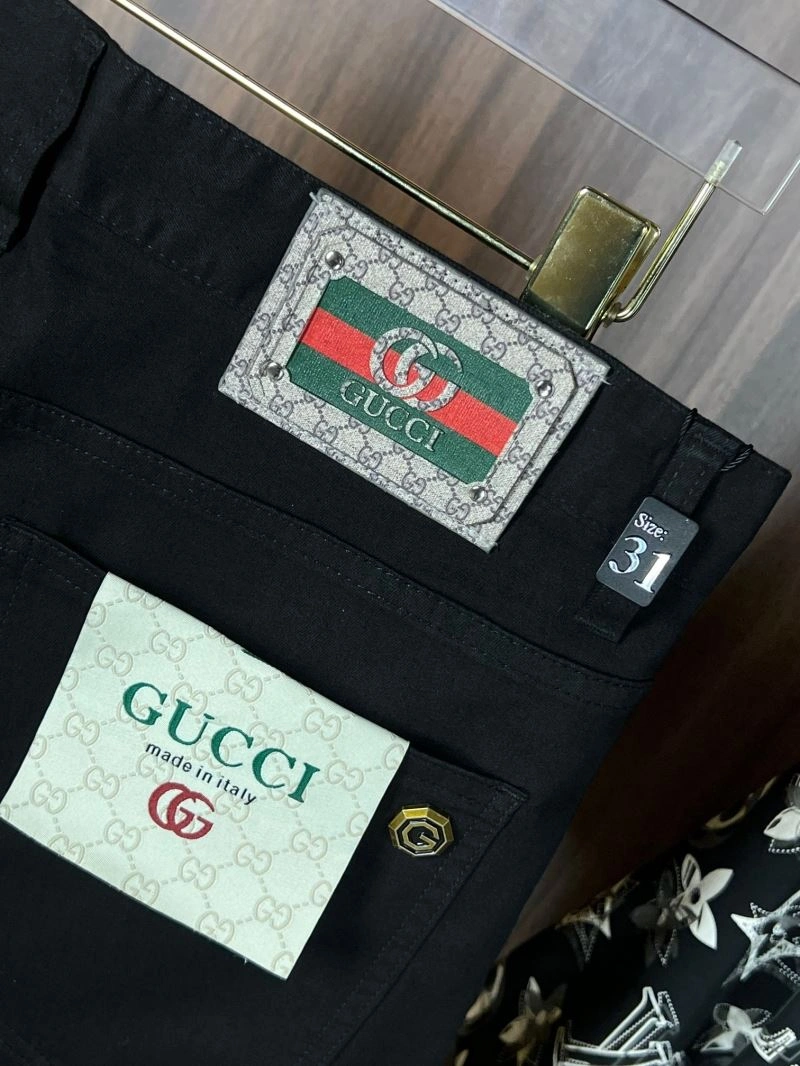 Accurate model Gucci Jeans