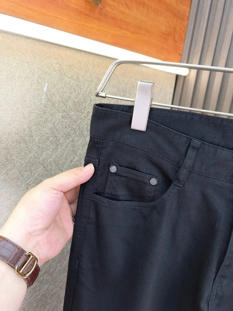 Cut-rate Gucci Jeans