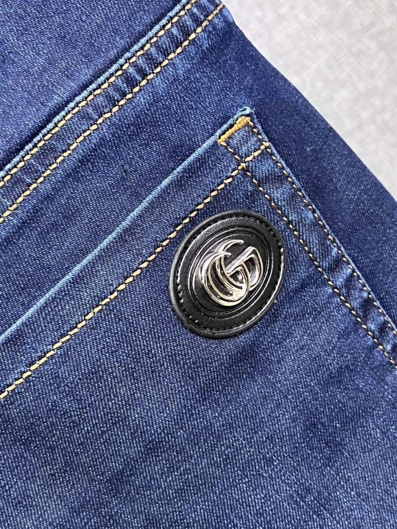 Top match Gucci Jeans