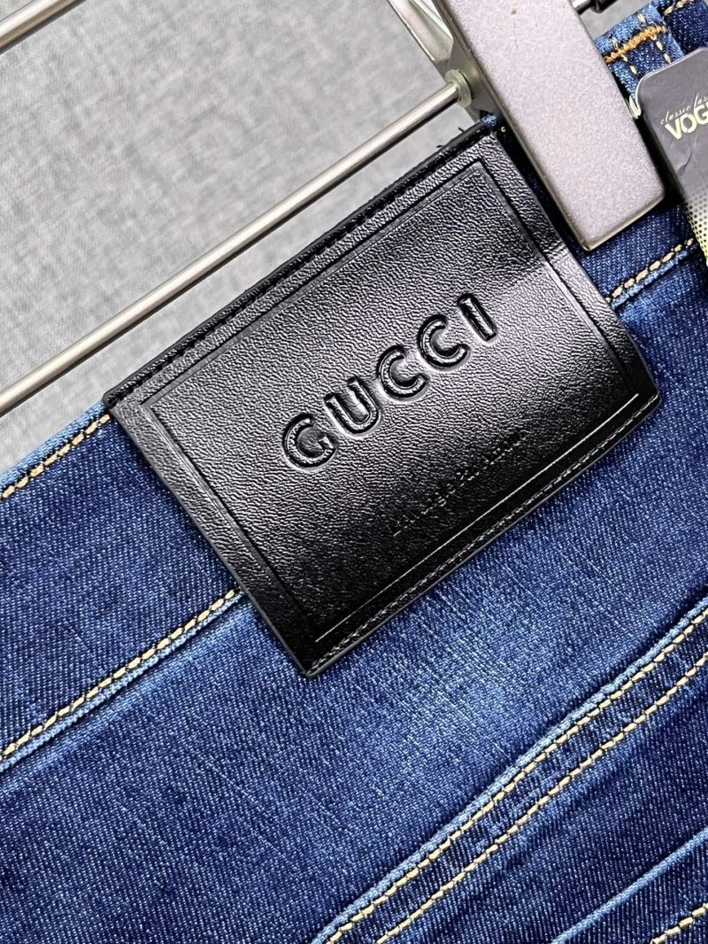 Top match Gucci Jeans