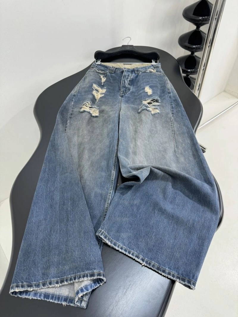 Economical Gucci Jeans