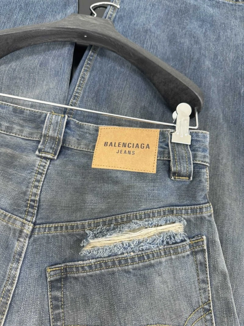 Economical Gucci Jeans
