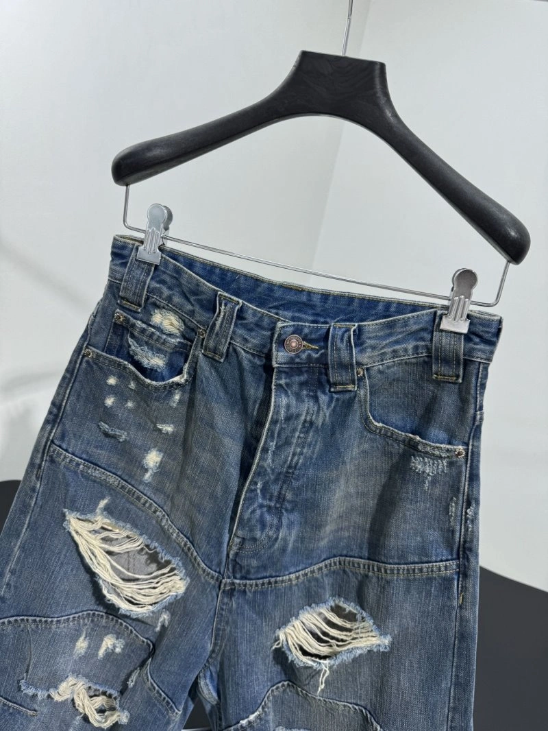 Accurate model Gucci Jeans